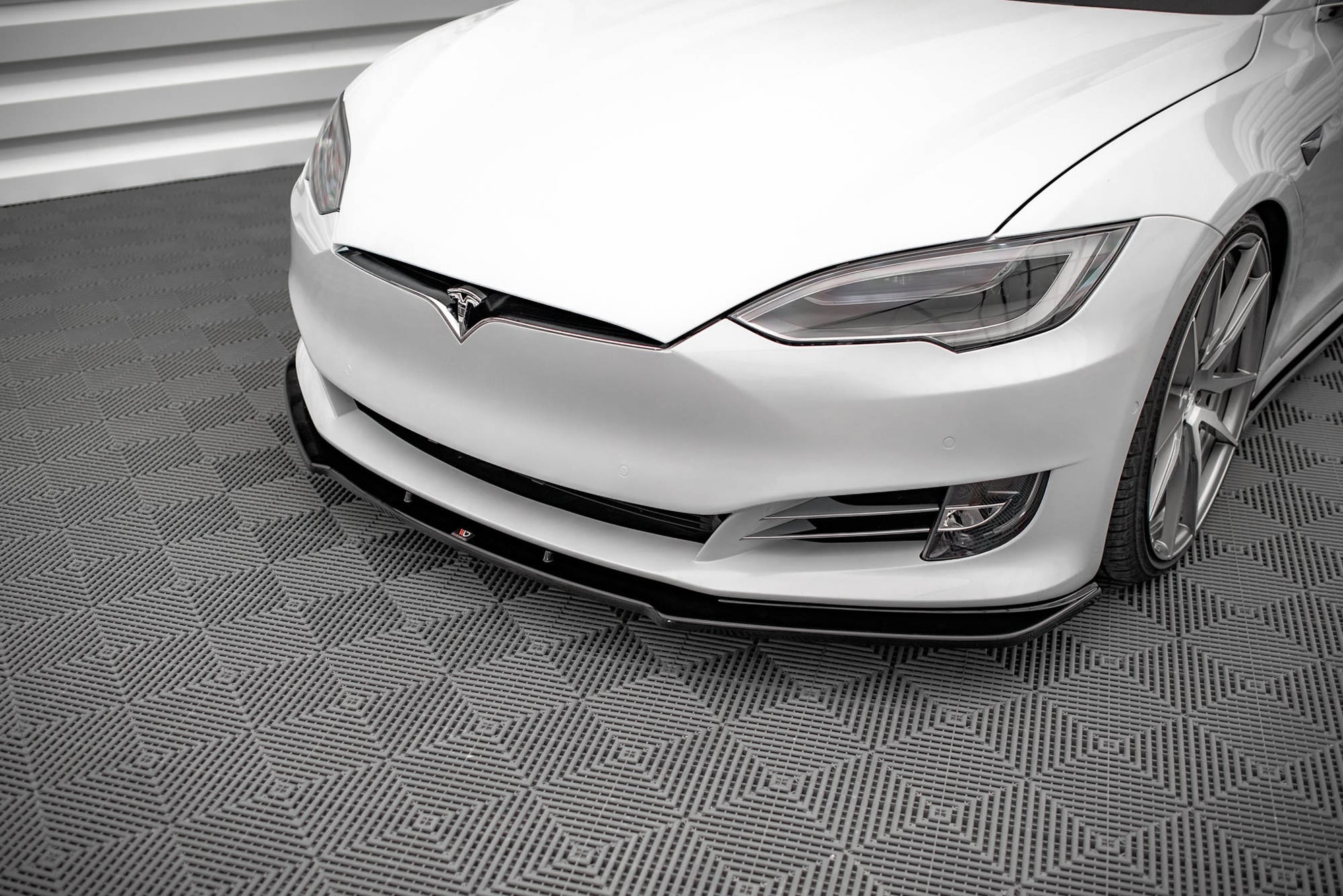 FRONT SPLITTER V.1 Tesla Model S Facelift — Harrys Euro