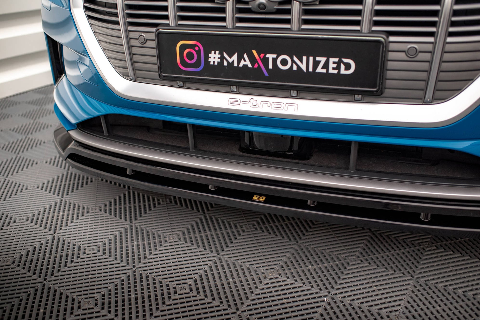Front Splitter V.2 Audi e-tron — Harrys Euro