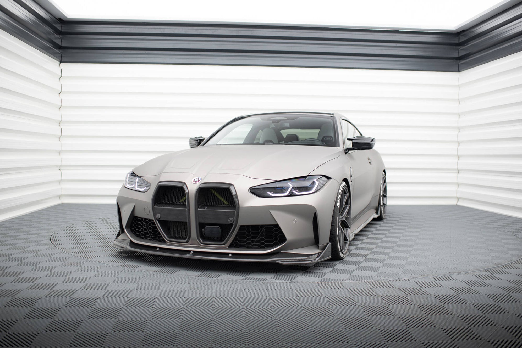 Prepreg Carbon Front Flaps BMW M4 G82 / G82 Facelift — Harrys Euro