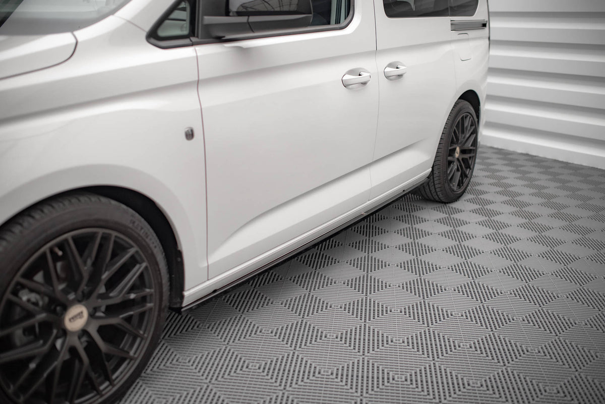 Side Skirts Diffusers Volkswagen Caddy Mk5 / Ford Transit Connect Mk3 ...